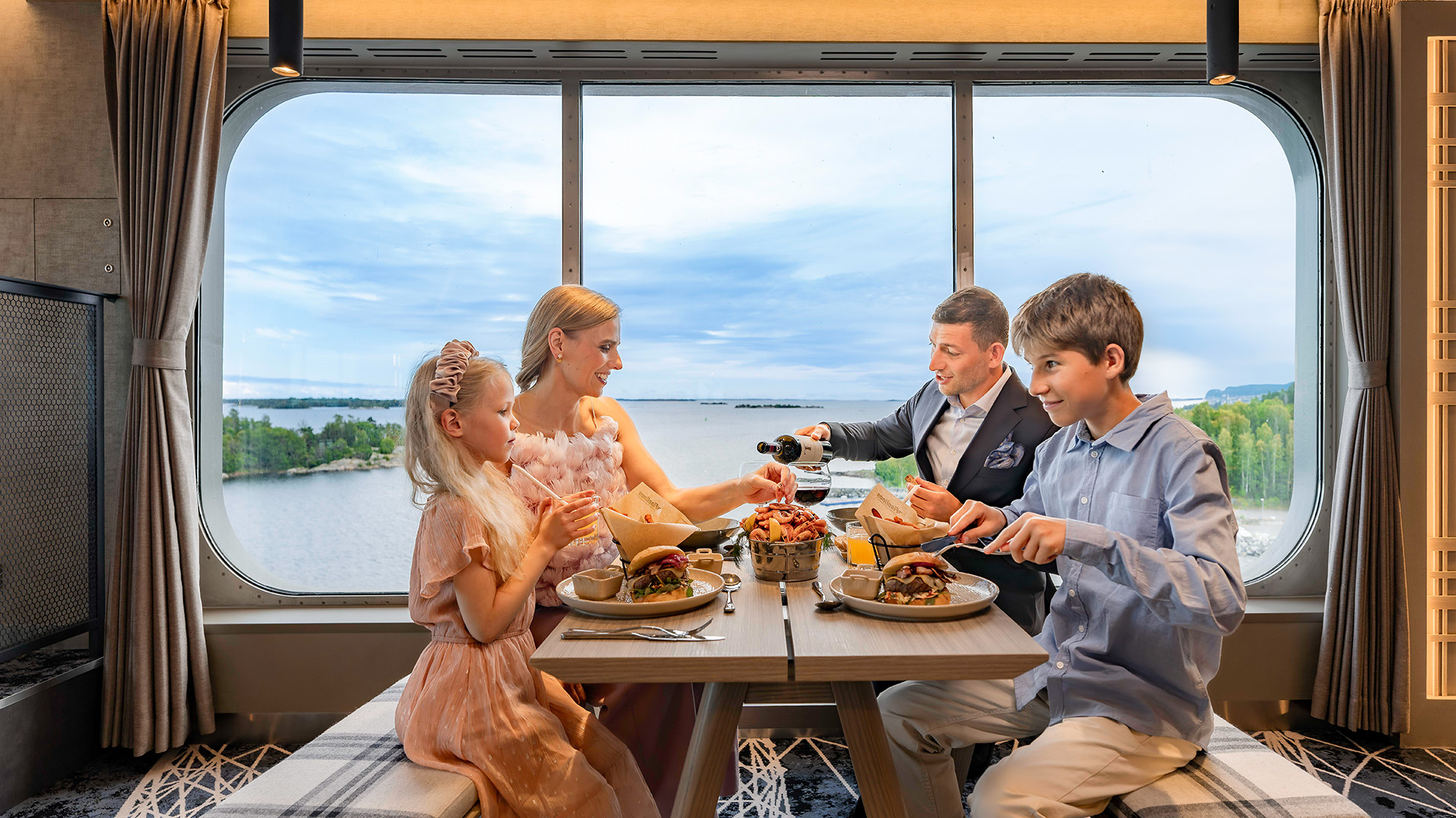 Nya fartyg Finnsirius & Finncanopus - Finnlines Nya fartyg Finnsirius & Finncanopus - Finnlines